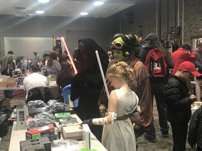 Cosplay at Bay | News, Sports, Jobs - Daily Press